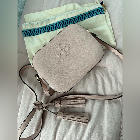 Tory Burch | Bags | Tory Burch Thea Crossbody Handbag | Poshmark